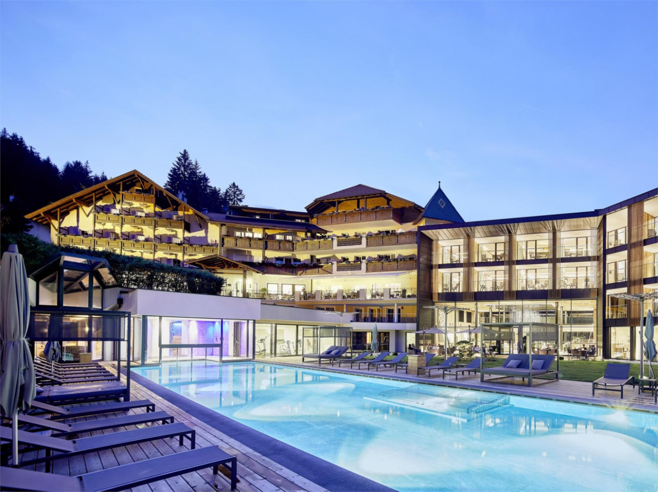 ᐅ Hotel Restaurant Viktoria, Hafling / Avelengo - Opening hours & reviews